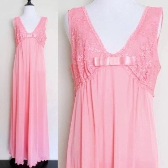 Vintage | Intimates & Sleepwear | Vintage 6s Bubblegum Pink Lace Ankle ...